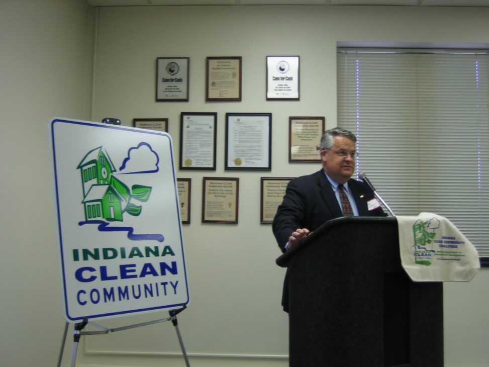 IDEM Commissioner Thomas Easterly speaks - Photos from Chris Hardie
