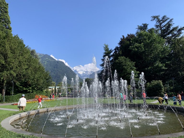 Interlaken fountain - Photos from Chris Hardie